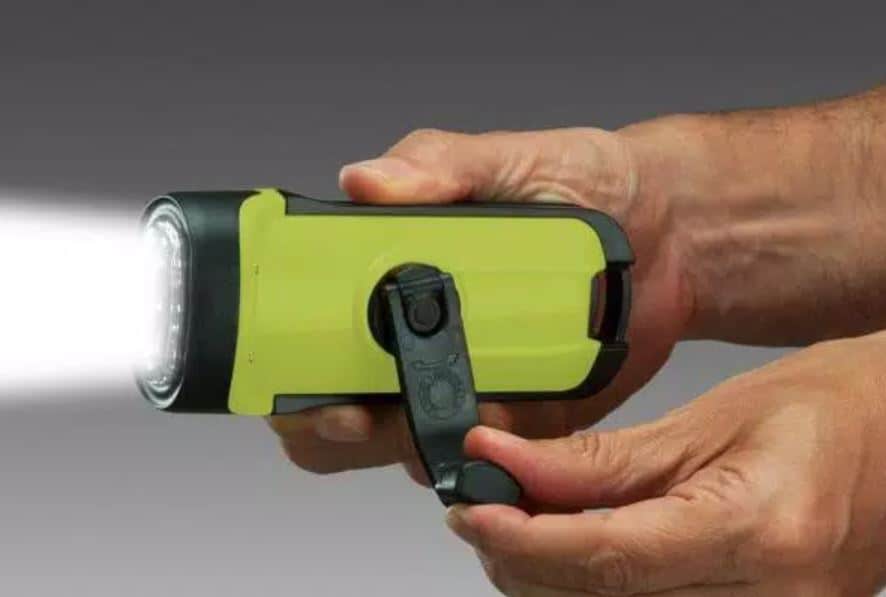 15 Ways To Light Your Home When The Power Goes Out